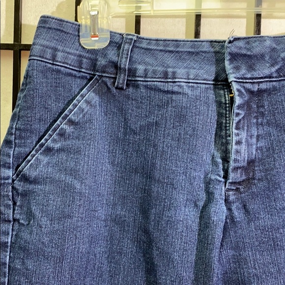 Lee | Pants & Jumpsuits | Lee Natural Fit Jean Capris Size | Poshmark